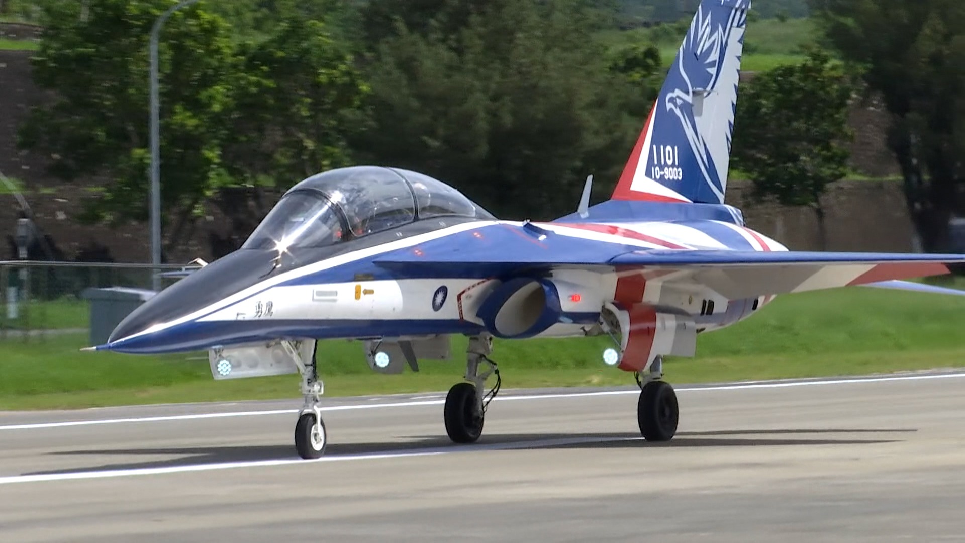Taiwan Unveils New AT-5 Brave Eagle Jet Trainer - TaiwanPlus