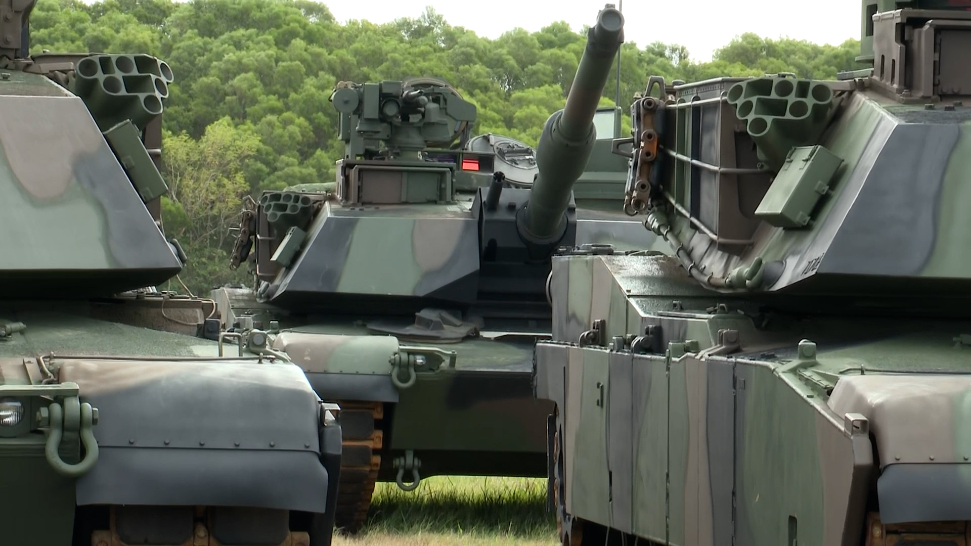 Taiwan's Military Welcomes M1A2T Abrams Tanks Into Service - TaiwanPlus