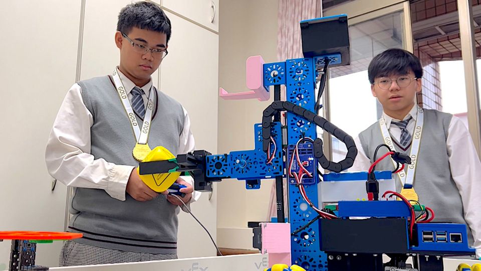 Team Taiwan Wins Student Robotics Competition in Abu Dhabi - TaiwanPlus