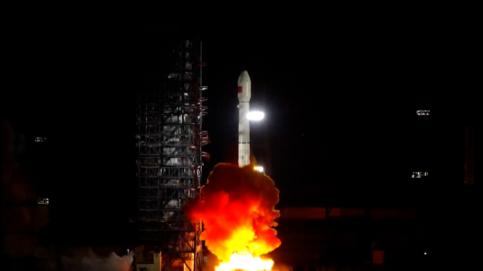 Chinese Satellite Rocket Flew Over Taiwan: Taiwan's Defense Ministry ...