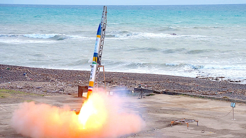 Taiwan Launches First Two-Stage Hybrid Rocket - TaiwanPlus